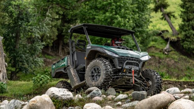 Segway introduces UT6 utility side-by-side with new 600cc engine
