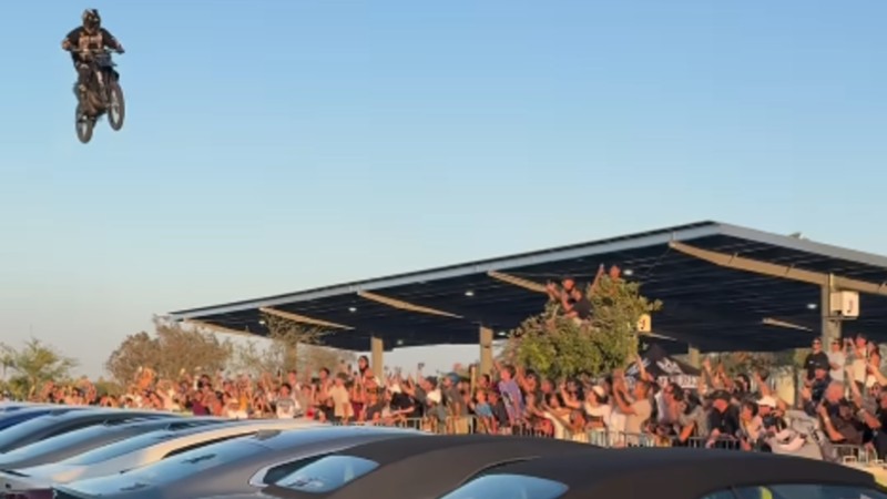 Raha breaks record for longest motorcycle jump to flat landing