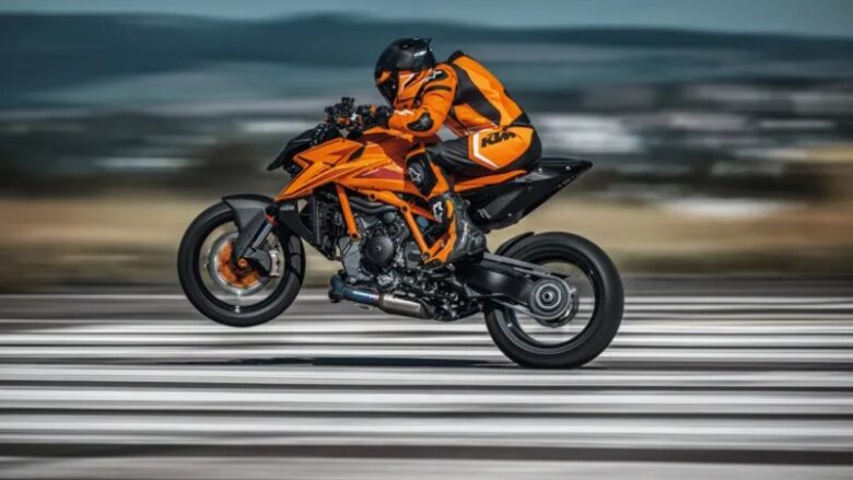 KTM releases six updated Duke naked bikes for the 2026 model year ...